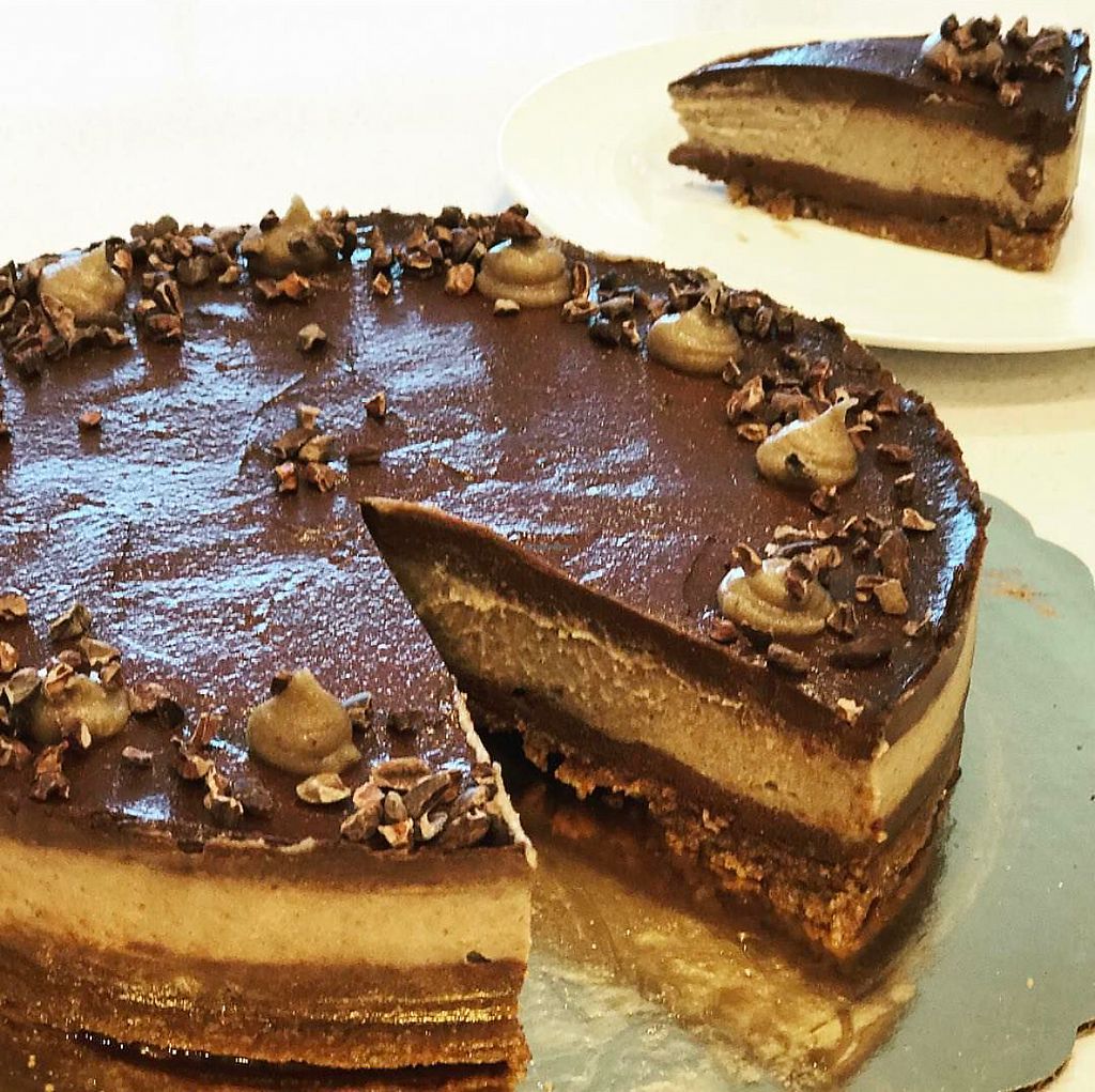 Dulce Vegan Bakery and Cafe - Atlanta Georgia Restaurant - HappyCow